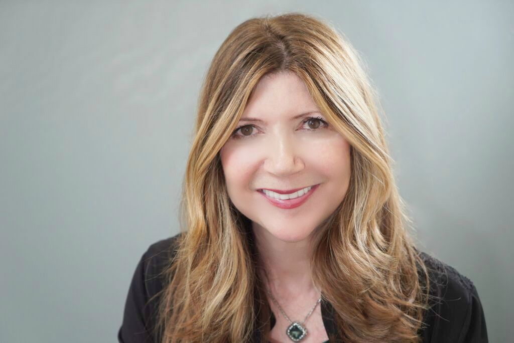 Estelle Erasmus | Ravishly